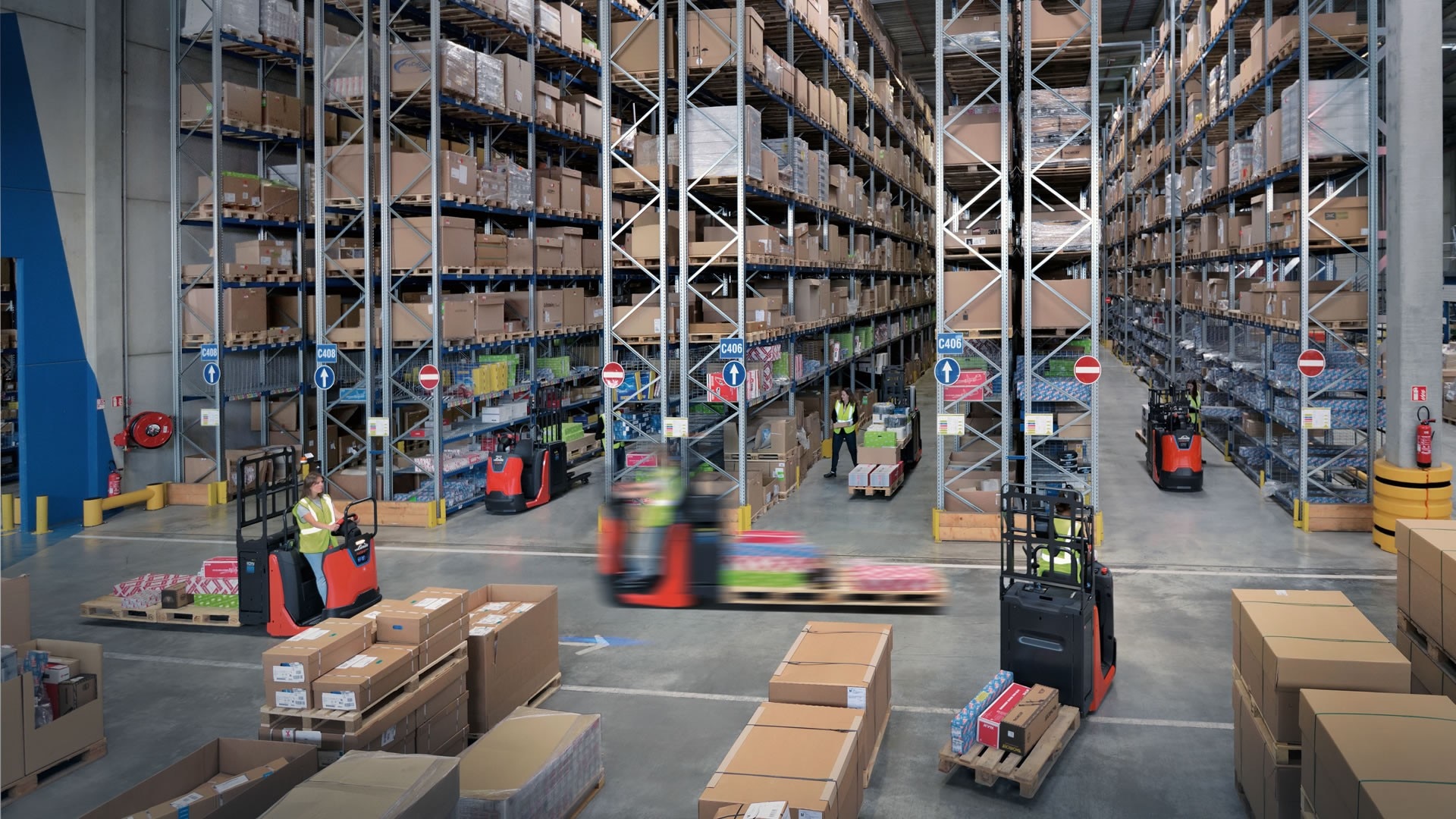 Order pickers from Linde Material Handling