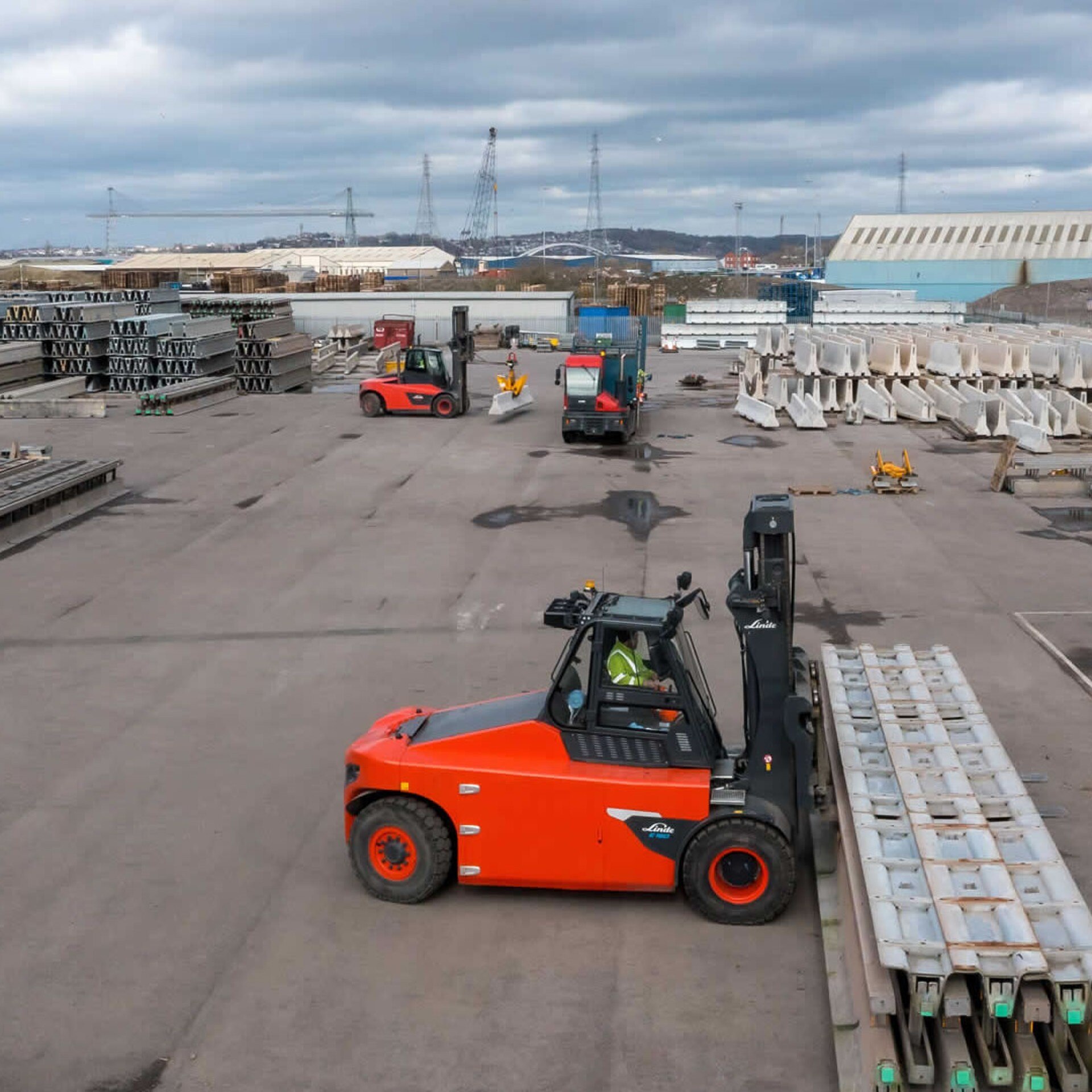 Asset VRS E160 Robust Electric Truck | Linde MH