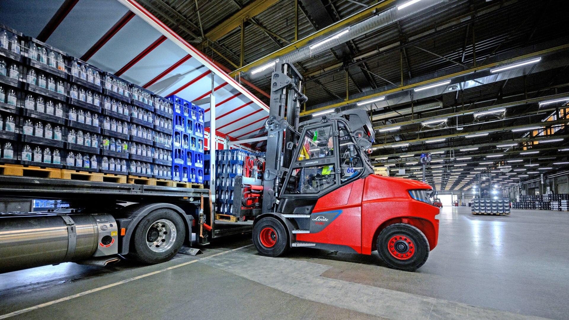Gerolsteiner E80 Forklift | Linde MH