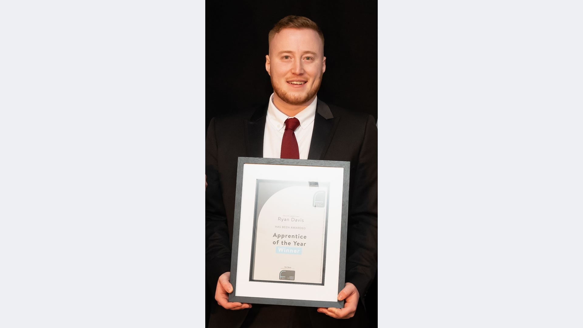 Ryan Davis Wins F-TEC Apprentice of the Year | Linde MH