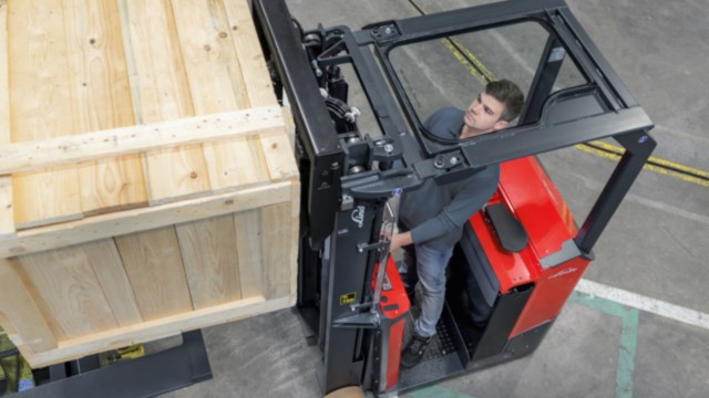 Training Staff For Safe Forklift Operation | Linde
